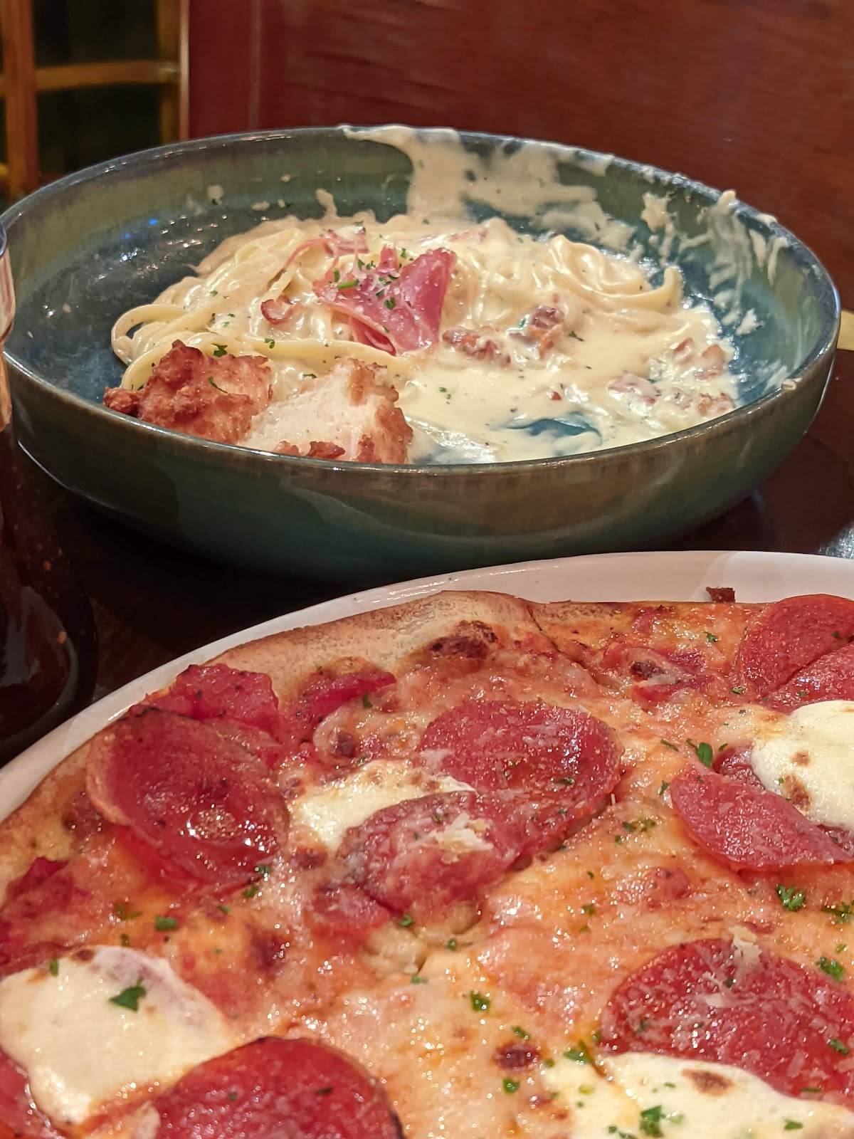 Carta de pizzería Yulia, Monterrey