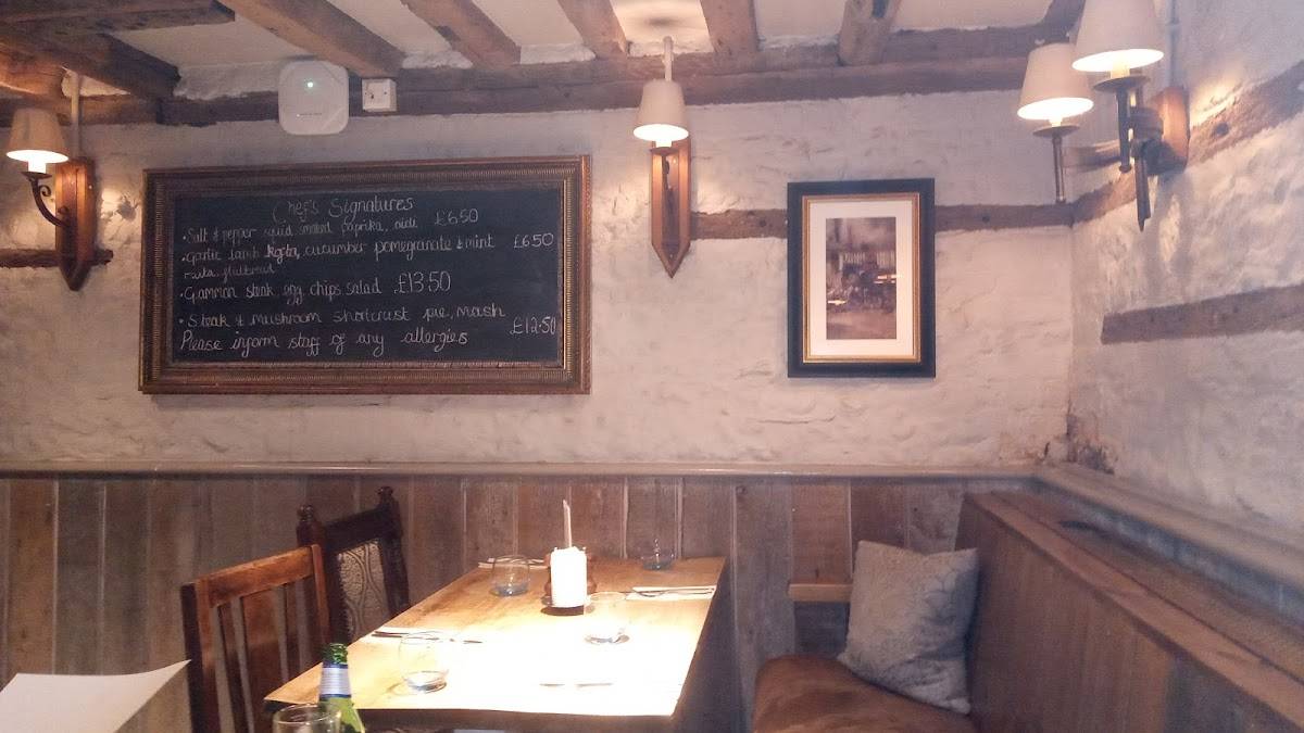 Menu at The Horse & Groom, Alresford pub & bar, New Alresford
