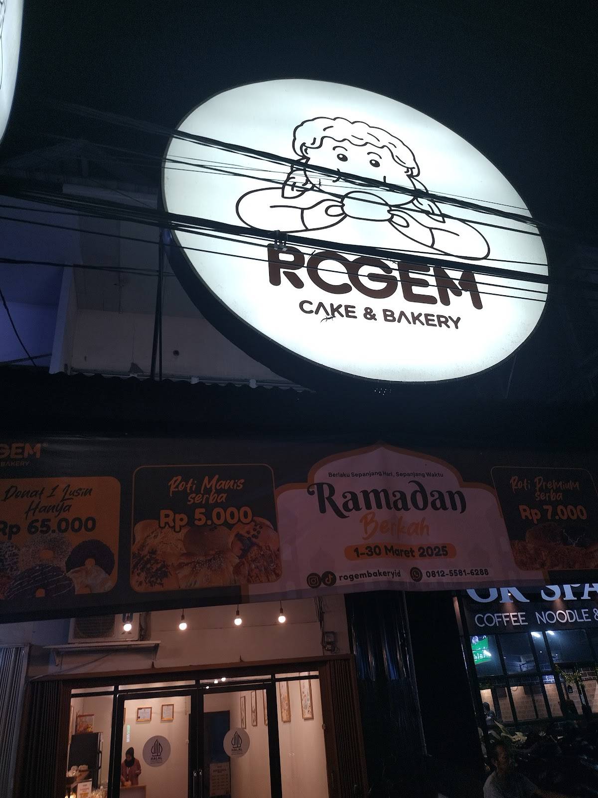 Menu at ROGEM CAKE & BAKERY OUTLET SUNGAI JAWI, Pontianak