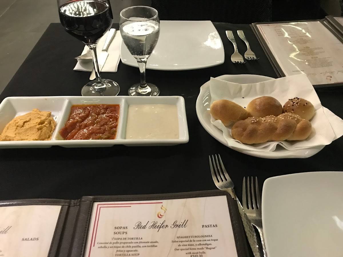 Menu at Red Heifer Grill restaurant, Cancún, Punta Cancun