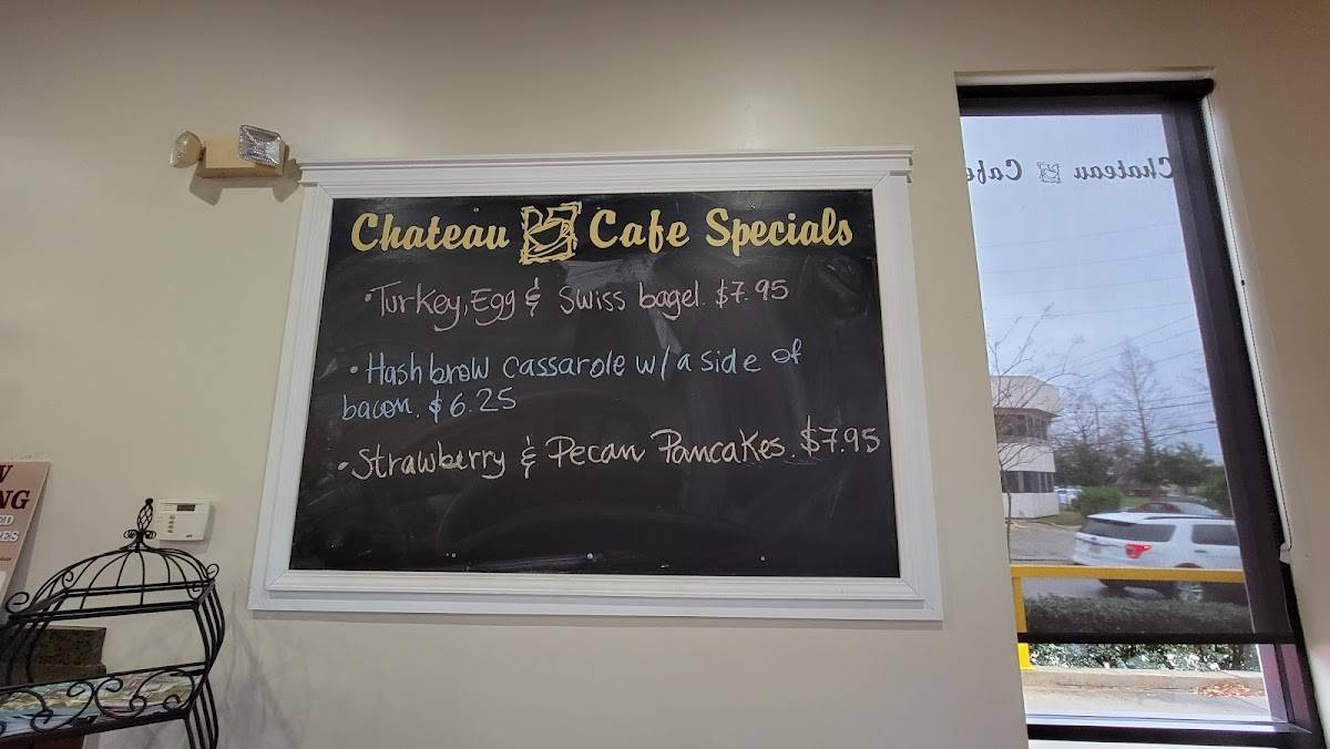 Menu at Chateau Cafe, Kenner, 701 W Esplanade Ave