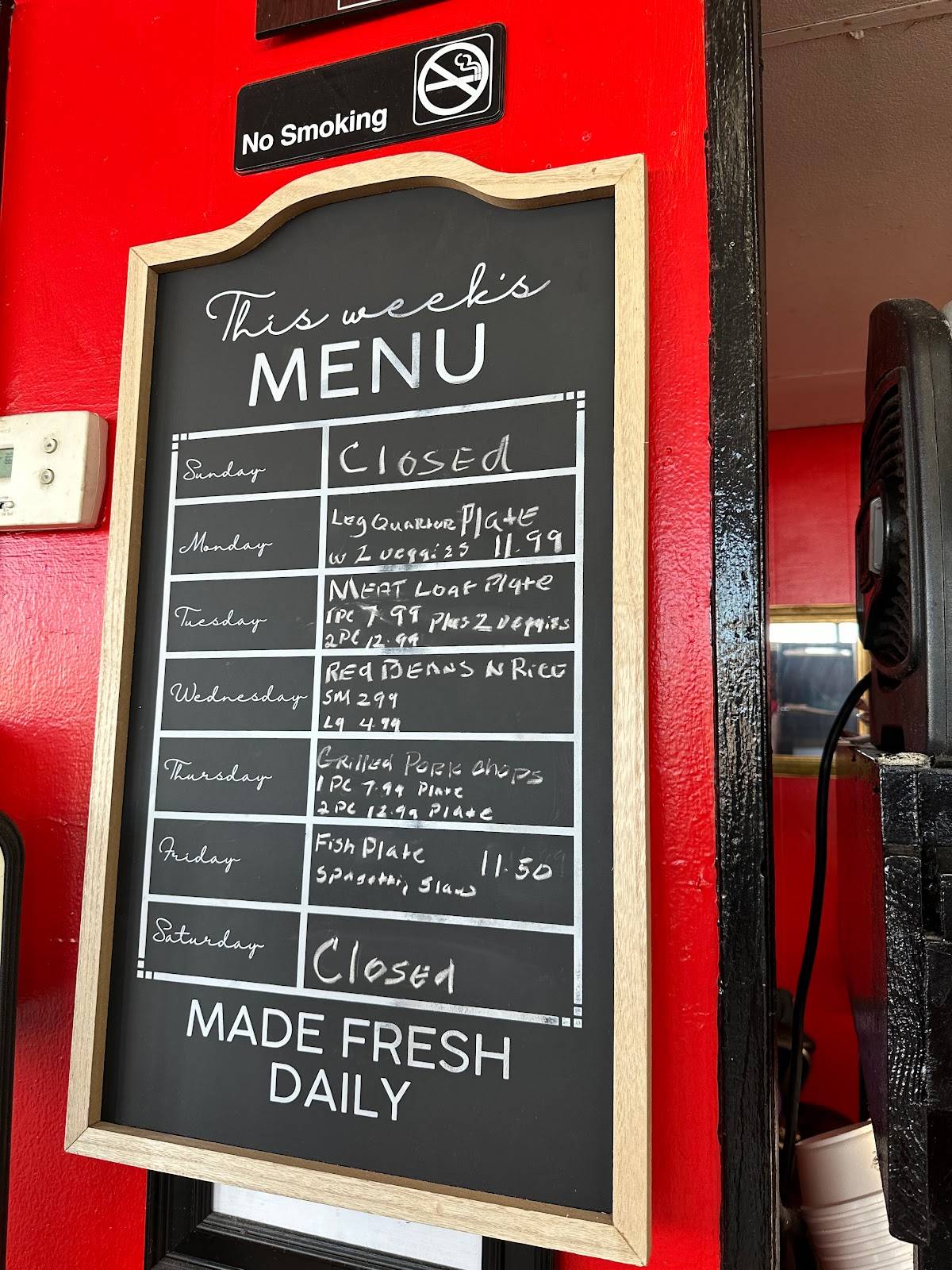 Menu at Runway Grille & Deli restaurant, Memphis, Winchester Rd