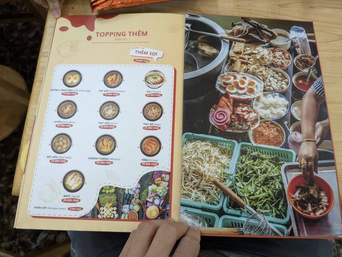 Menu at SOHAN THÁI restaurant, Ho Chi Minh City