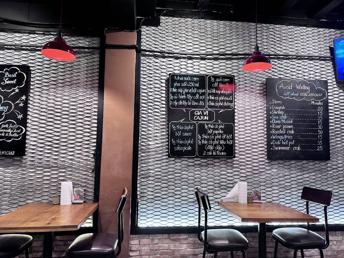 Menu at The Cajun Cua restaurant, Ho Chi Minh City, 267 Lý Tự Trọng