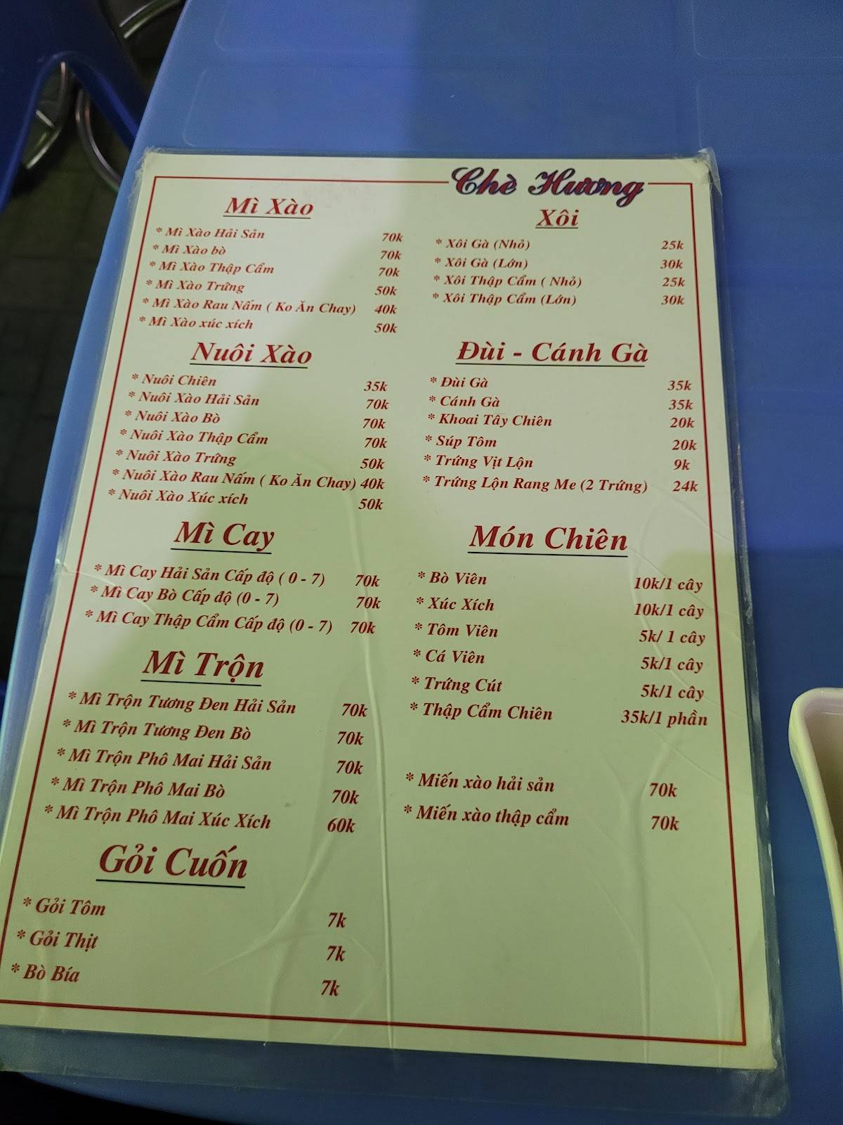 Menu at chè Hương restaurant, Ho Chi Minh City, 7QRR+CMX