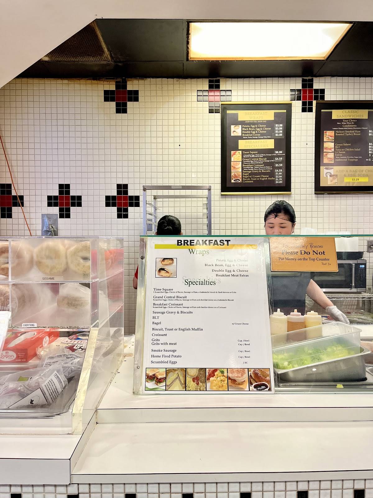 Menu at 2 Sisters Deli restaurant, Washington