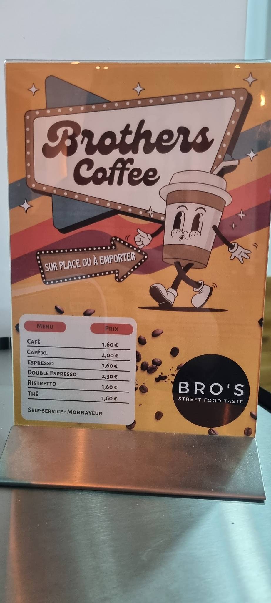 Menu au BROTHERS, Manage