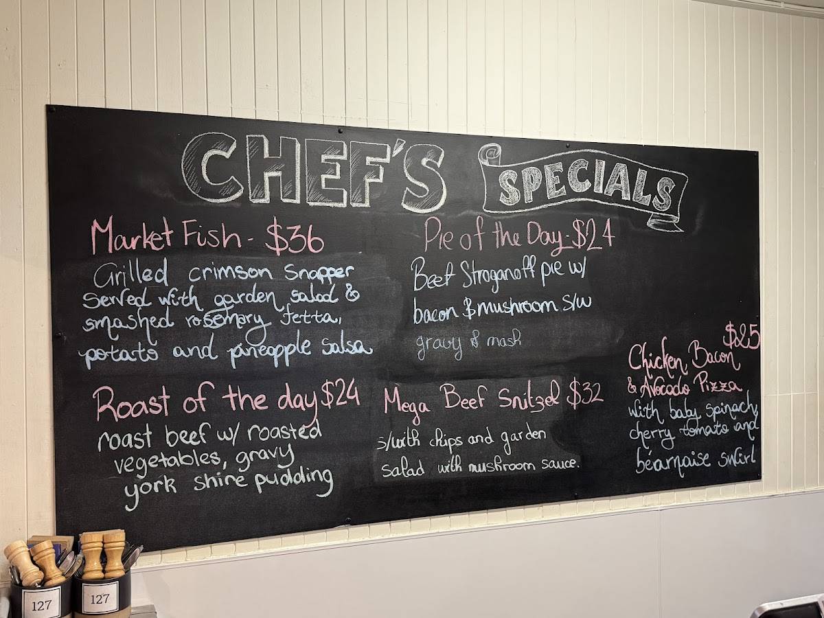 Menu at Barron River Hotel, Stratford, 35/37 Stratford Parade