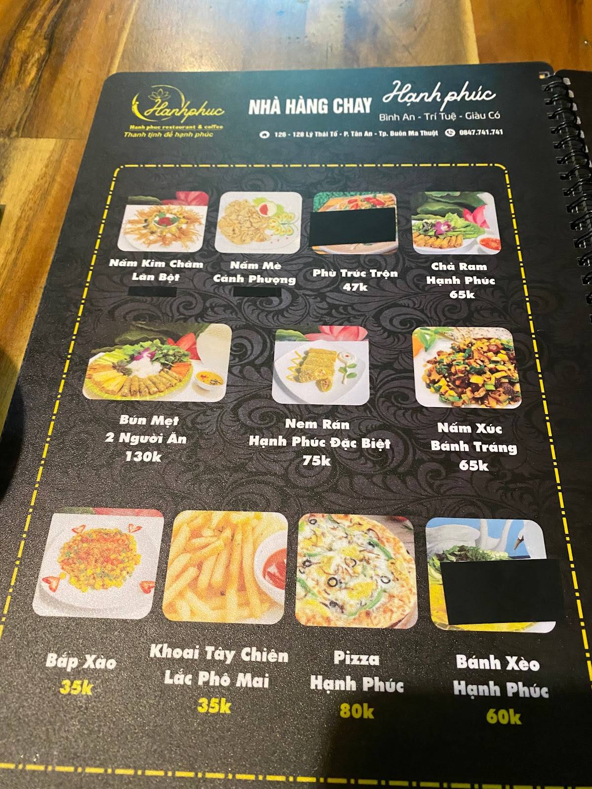 Menu at Nhà hàng chay Hạnh Phúc restaurant, Buon Ma Thuot