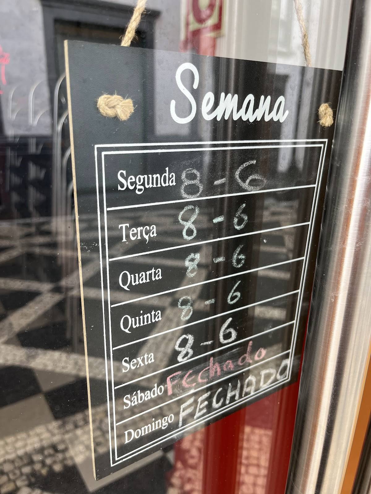 Menu em Azores Forever Diner café, Ponta Delgada