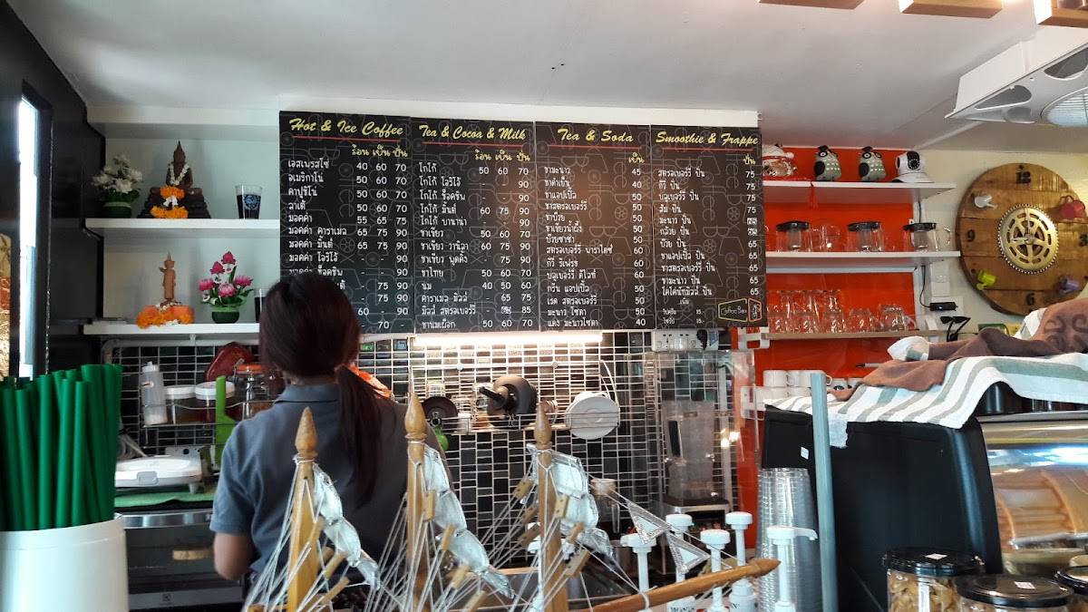 Menu at Coffee Box 1 & Pizza cafe, Bangkok, ชายทะเลบางขุนเทียน