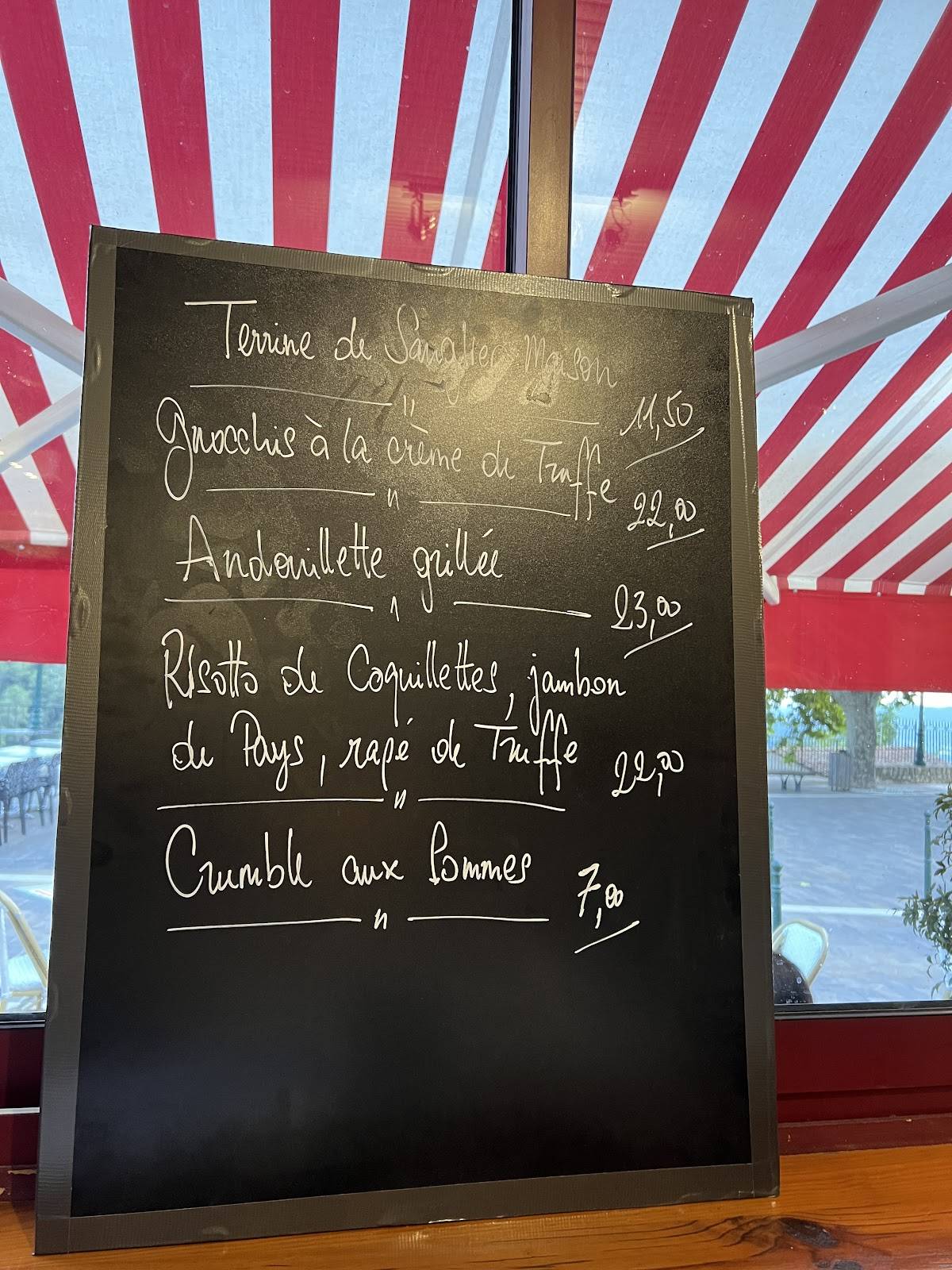 Menu au Chez Michel restaurant, Castagniers, 1 Pl. Saint-Michel