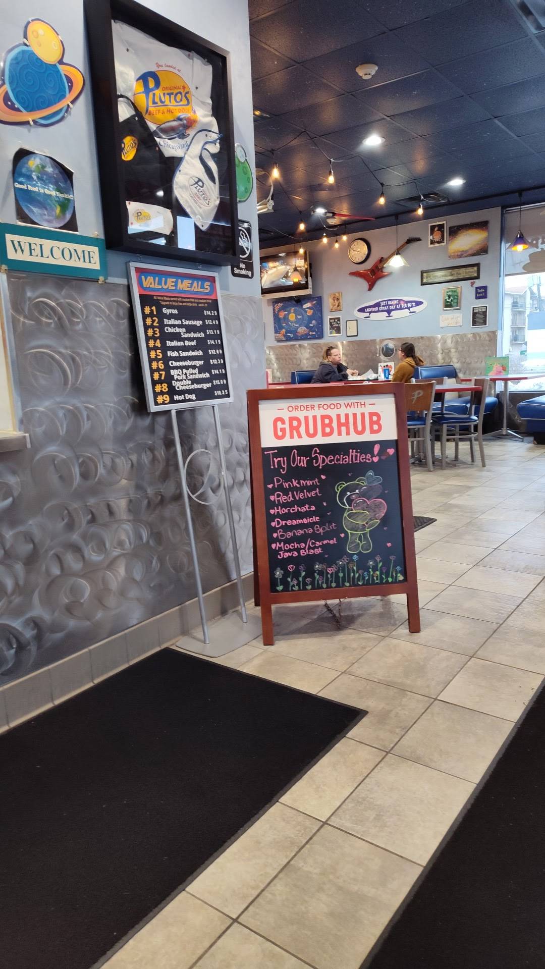 Menu at Pluto's fast food, Oak Lawn