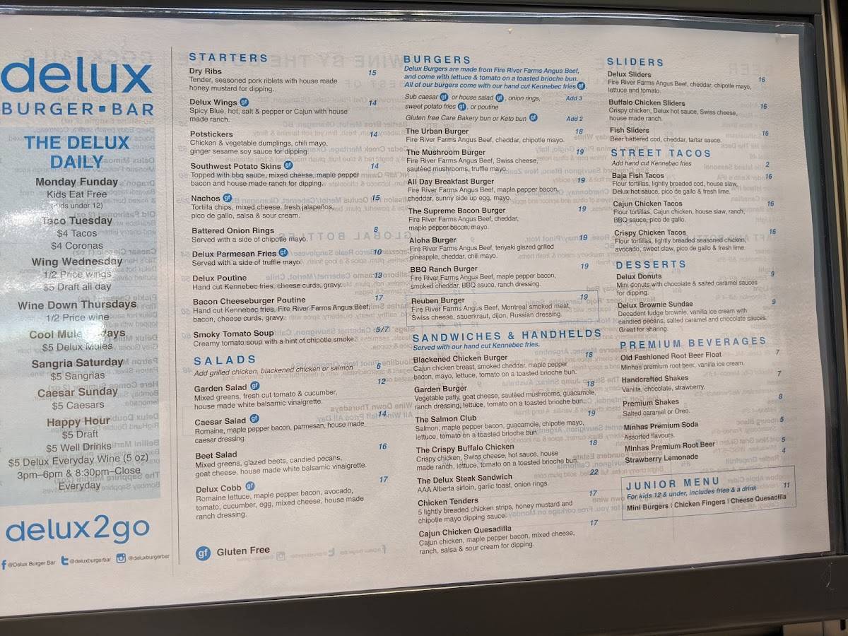 Carta de Delux Burger Bar Ice District, Edmonton, 104 Ave NW #110