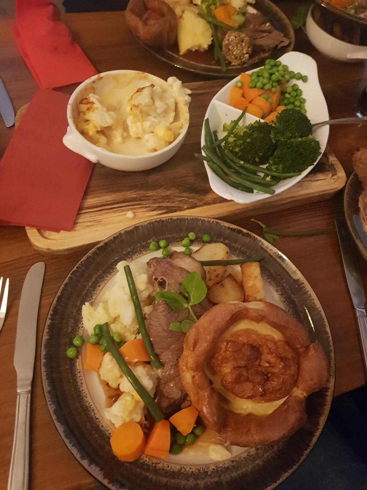Menu at The Lawns Hotel pub & bar, Derby
