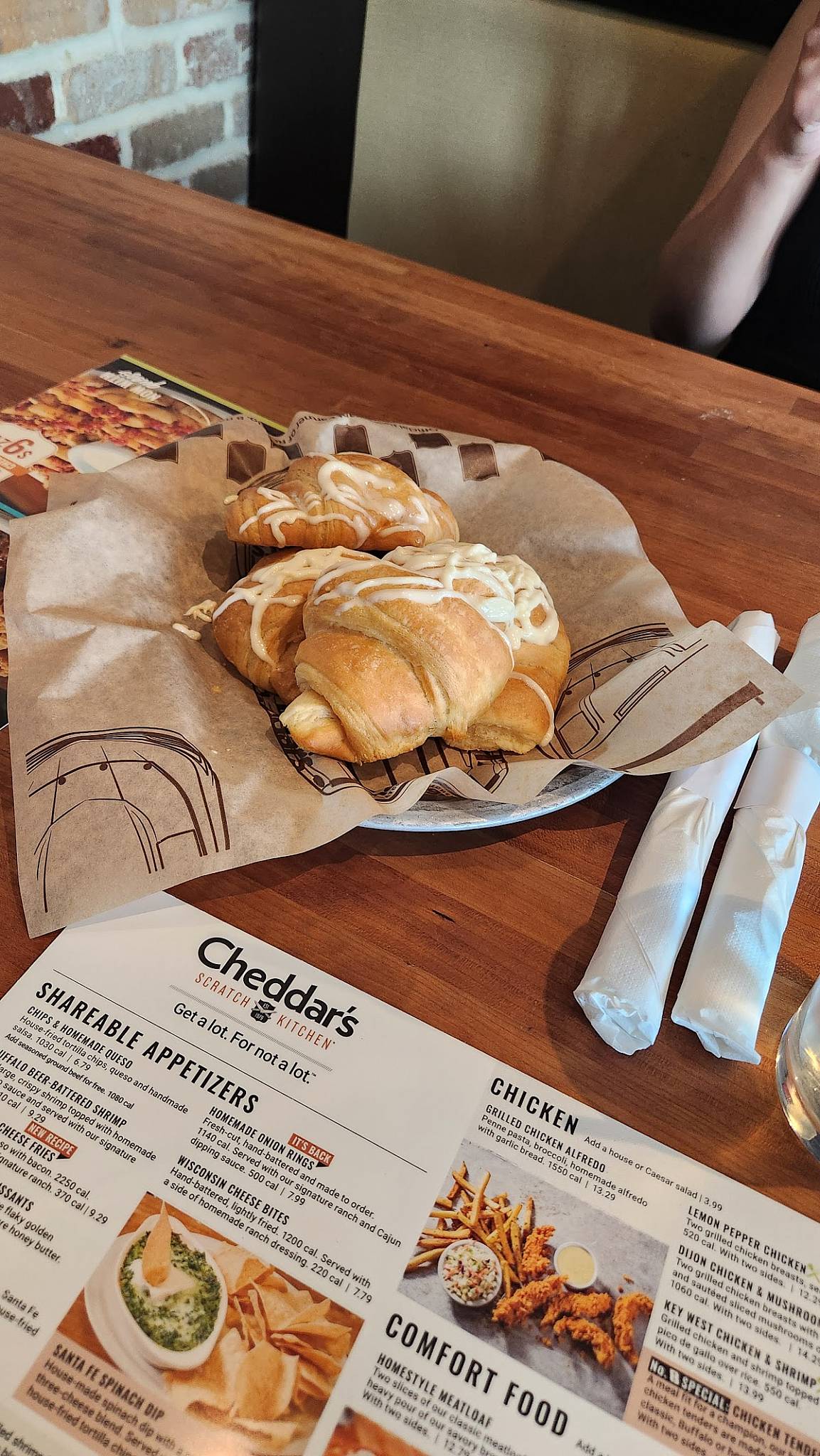 Menu at Cheddar's Scratch Kitchen restaurant, El Paso, N Desert Blvd