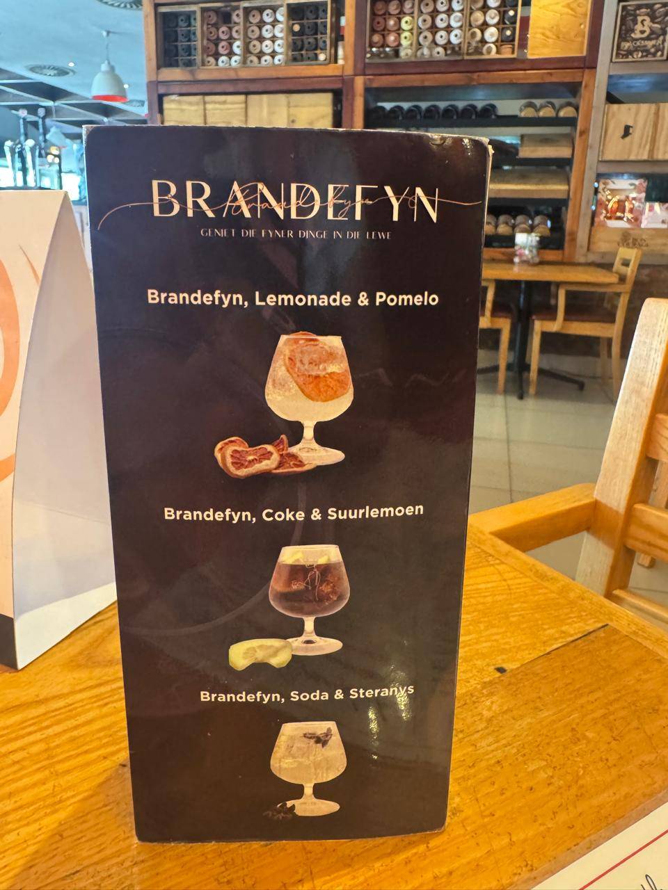 Menu at Ginellis Restaurant, Middelburg, Shop no. 3
