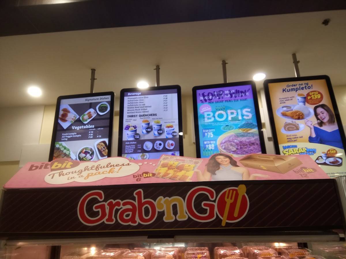 Menu at Goldilocks Bakeshop restaurant, Makati, 6782 Ayala Avenue