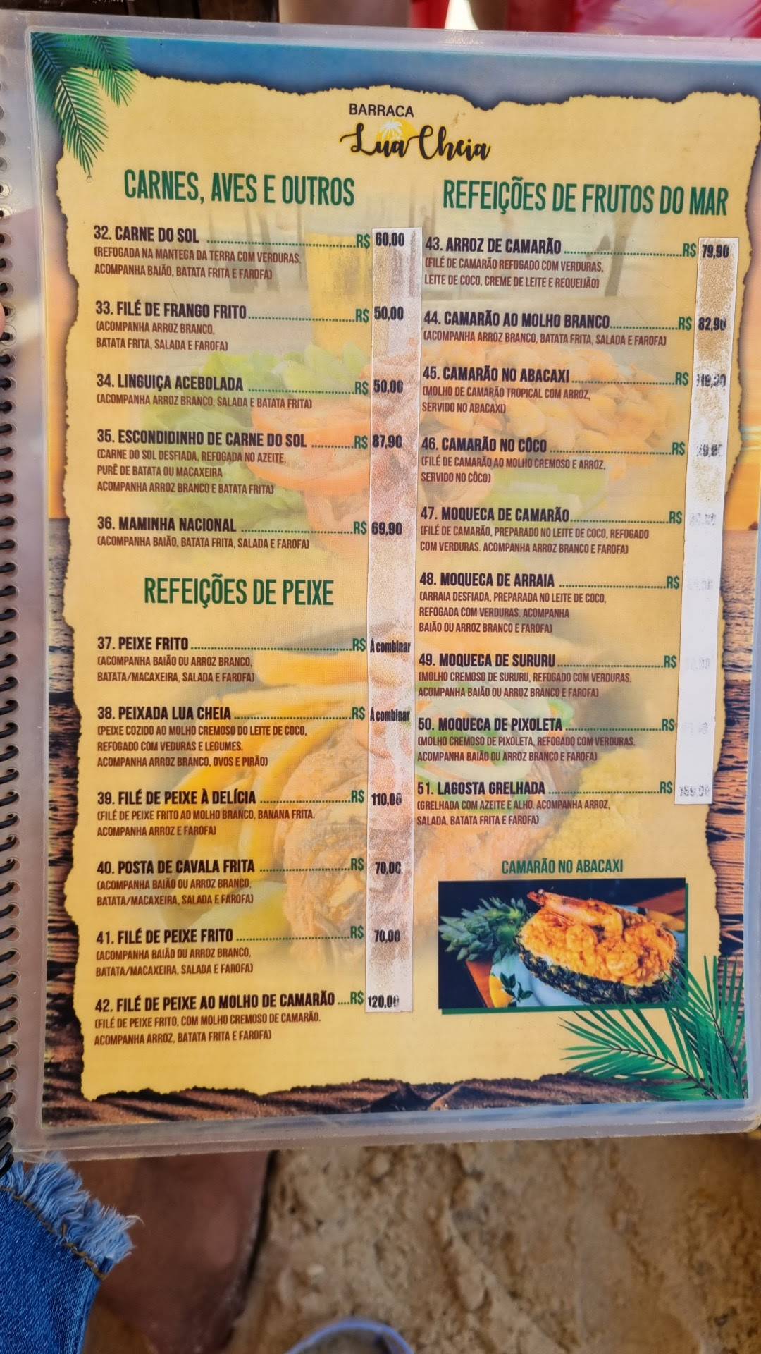 Menu em Lua Cheia Barraca de Praia, Brasil