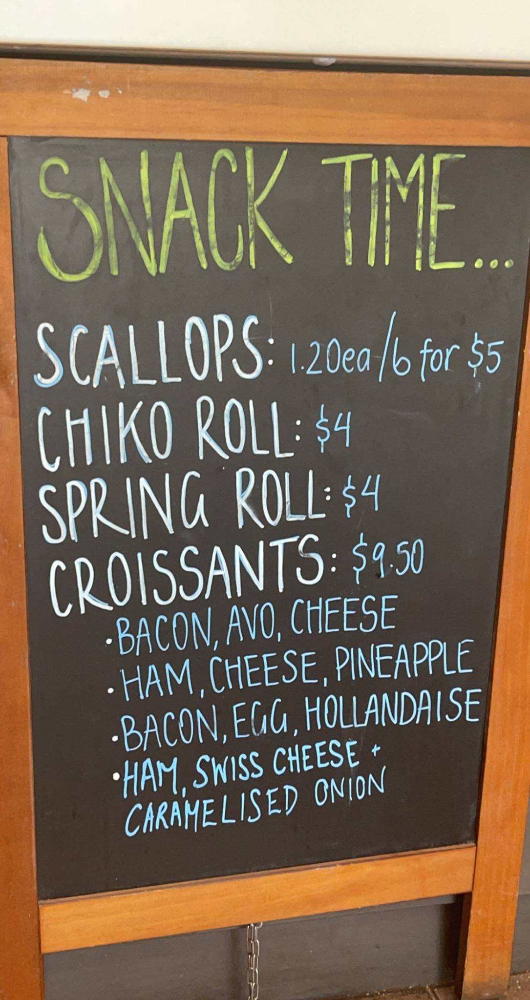 Menu at Deja Brew cafe, Parkes