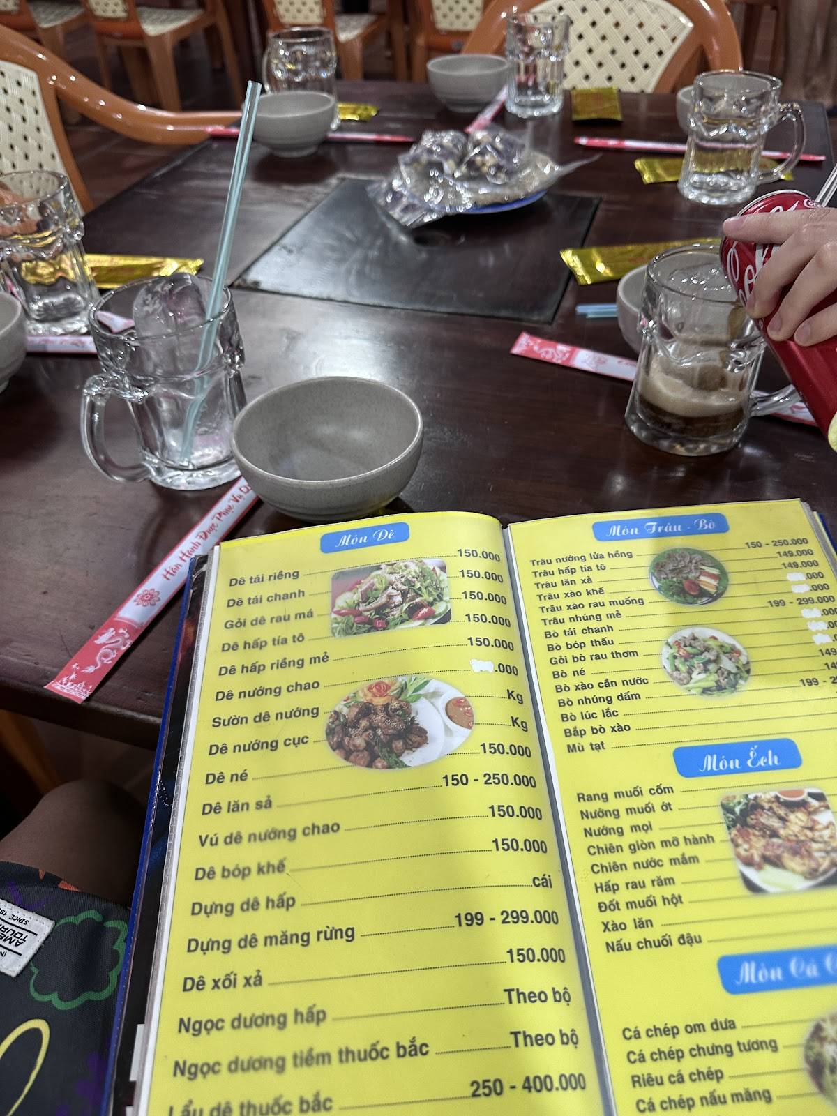 Menu at Dê vàng H39 restaurant, Ho Chi Minh City