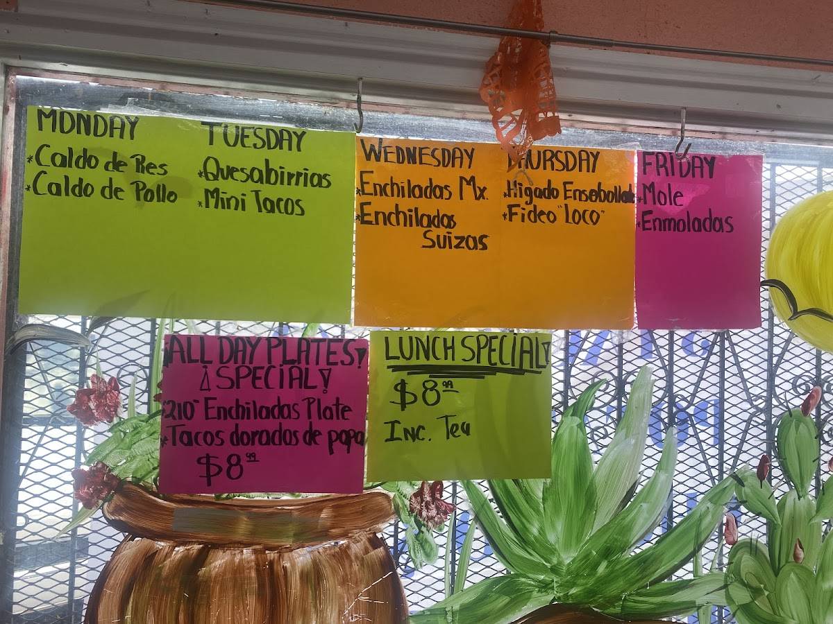 Menu at Tacos Regios "La Silla" restaurant, San Antonio