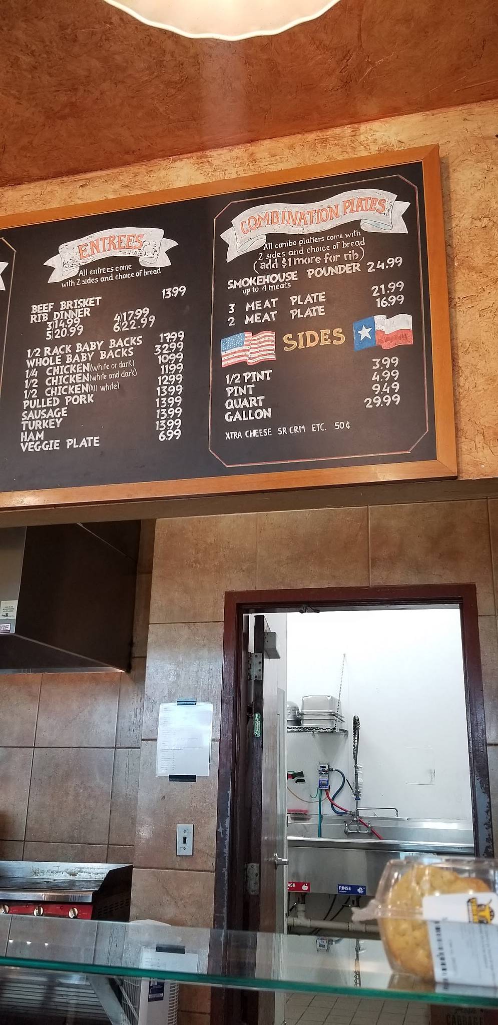 Menu at Texas Best Smokehouse restaurant, Tyler
