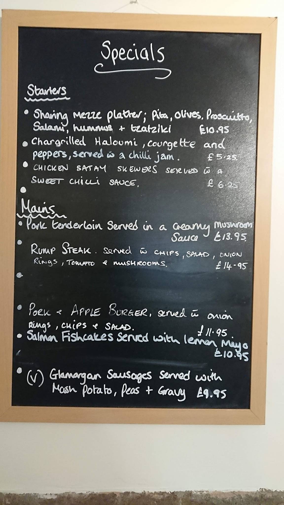 Menu at The Rising Sun pub & bar, Lydney, Woolaston Common