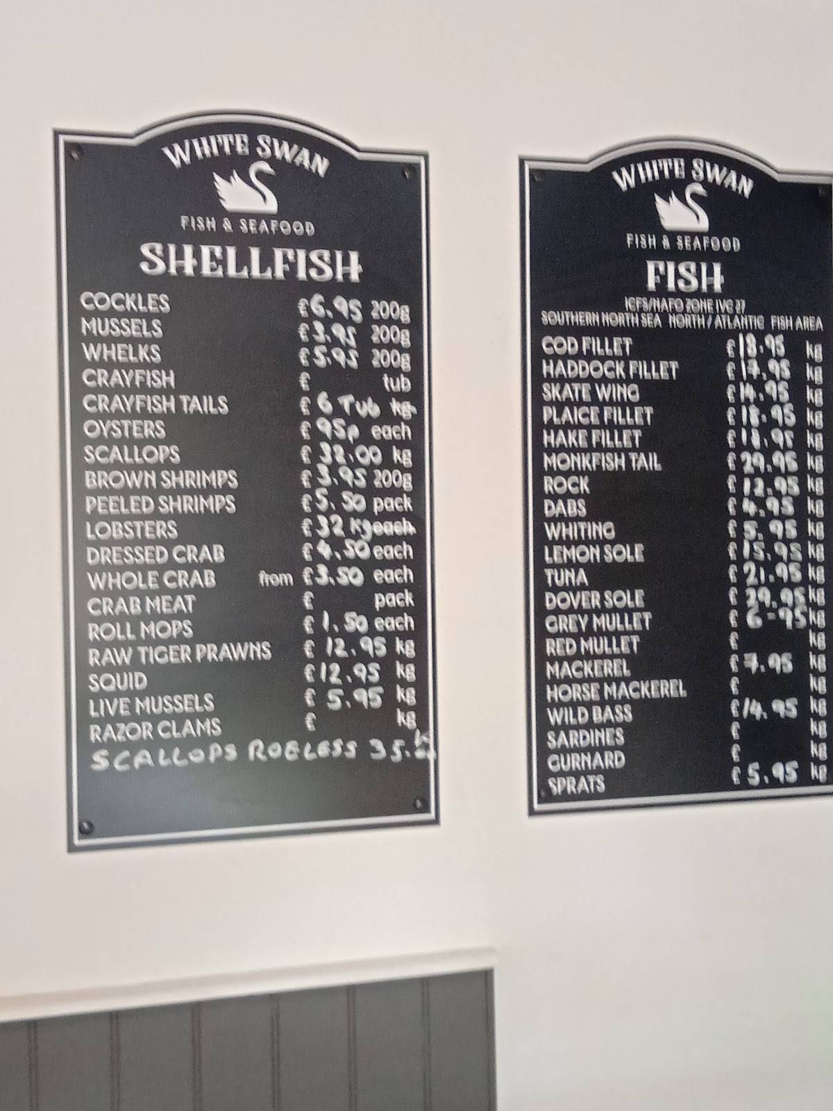 Menu at The White Swan pub & bar, Great Yarmouth, 1 N Quay