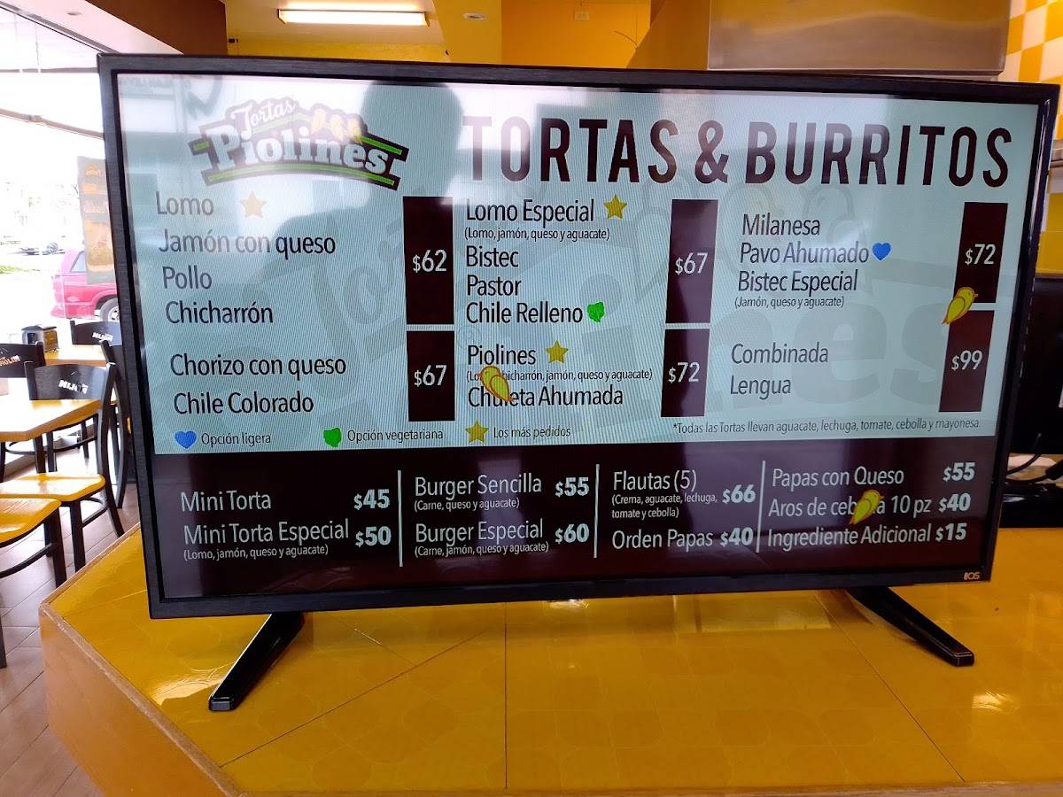 Carta del restaurante Tortas Piolines, Chihuahua, Calle Monte Albán