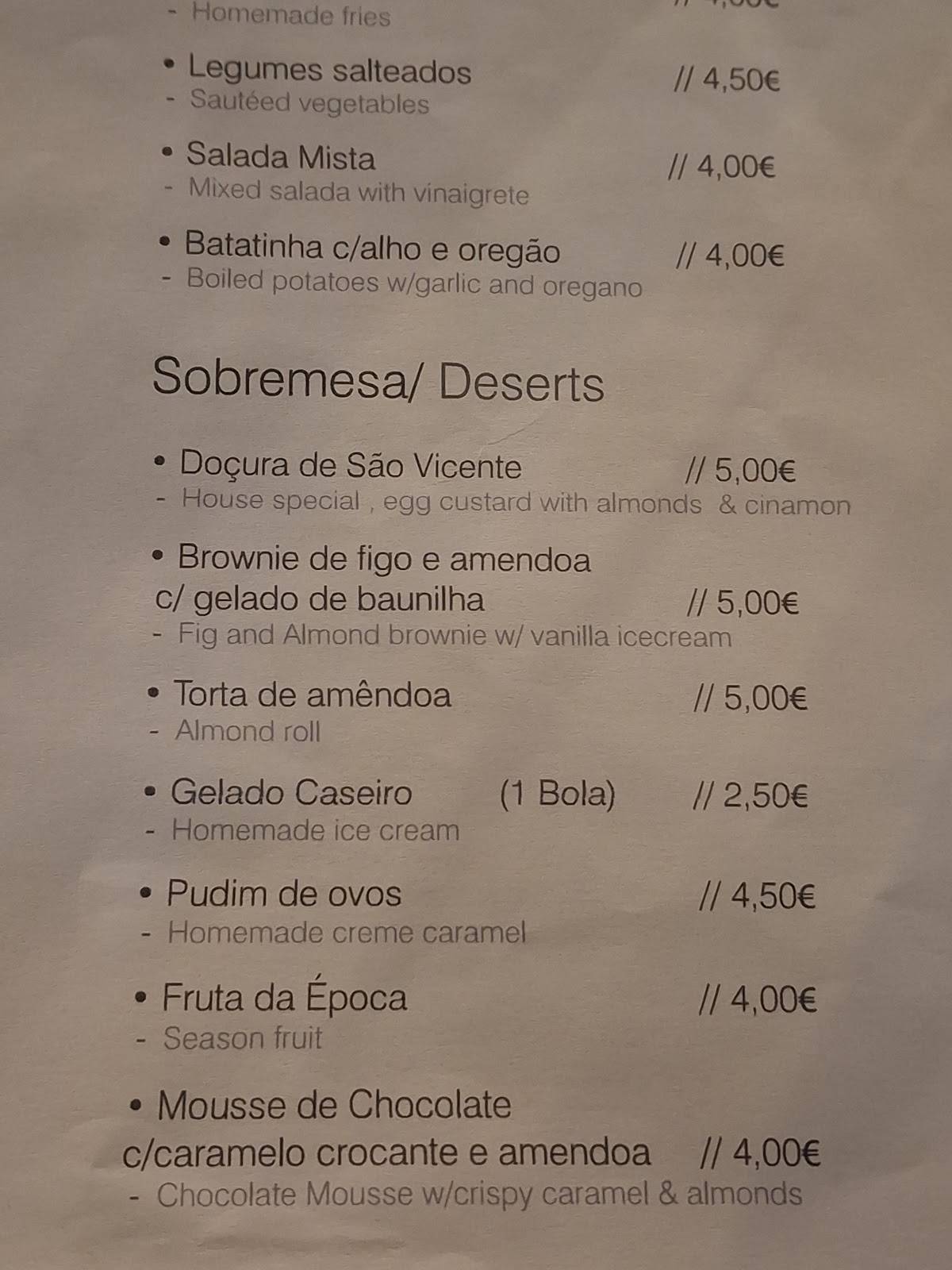 Menu at A Tasca restaurant, Sagres