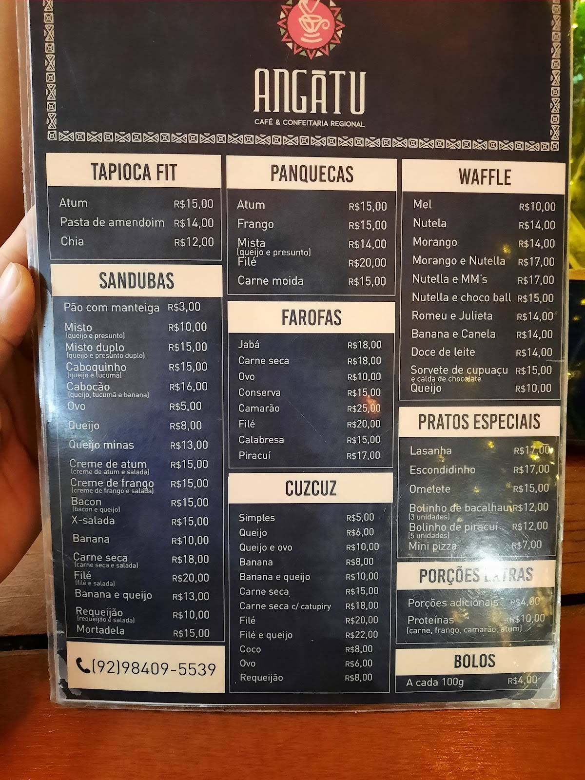 Menu em Angatú Café, Manaus