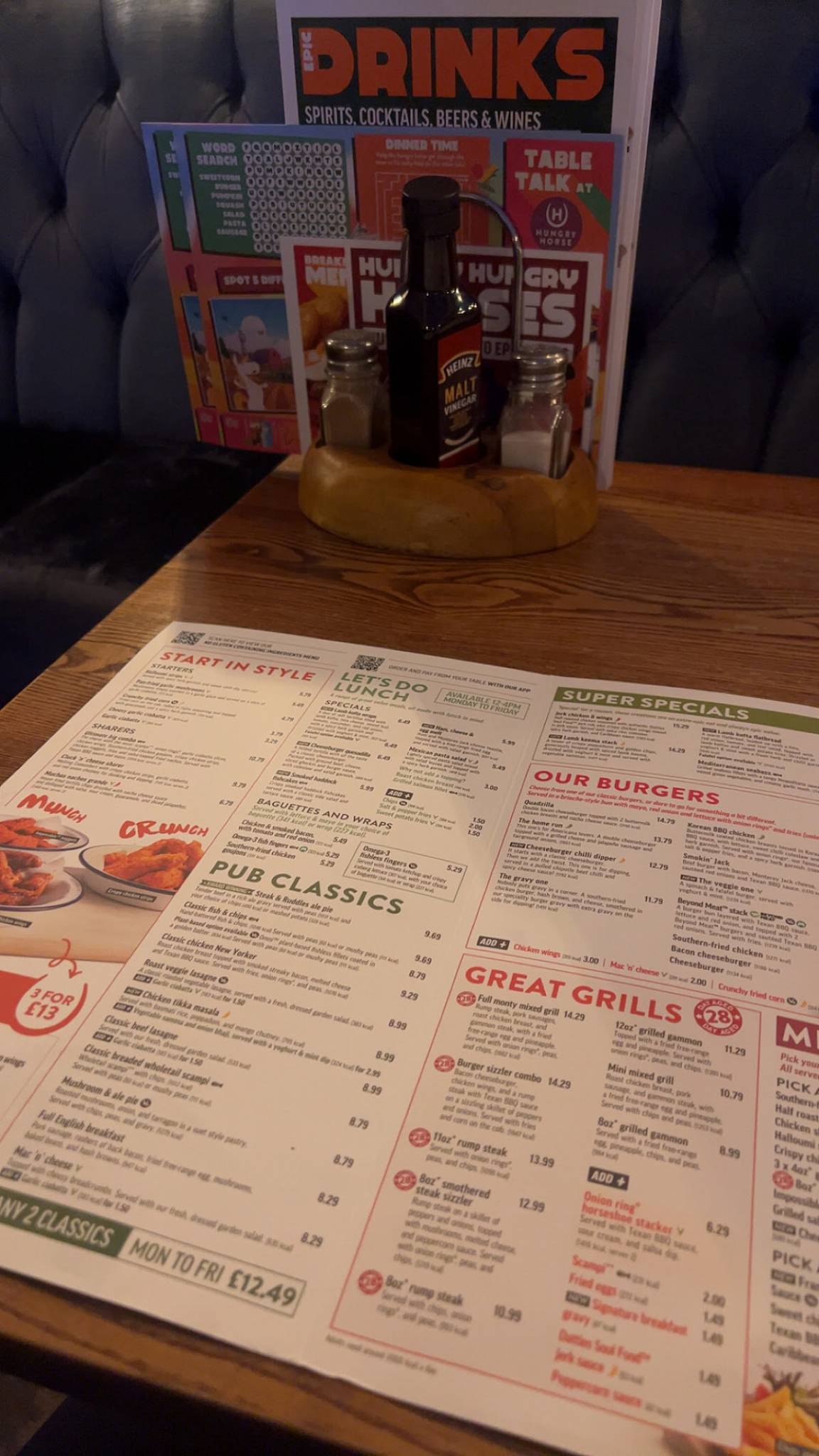 Menu at Anne Boleyn restaurant, Rochford, 93 Southend Rd