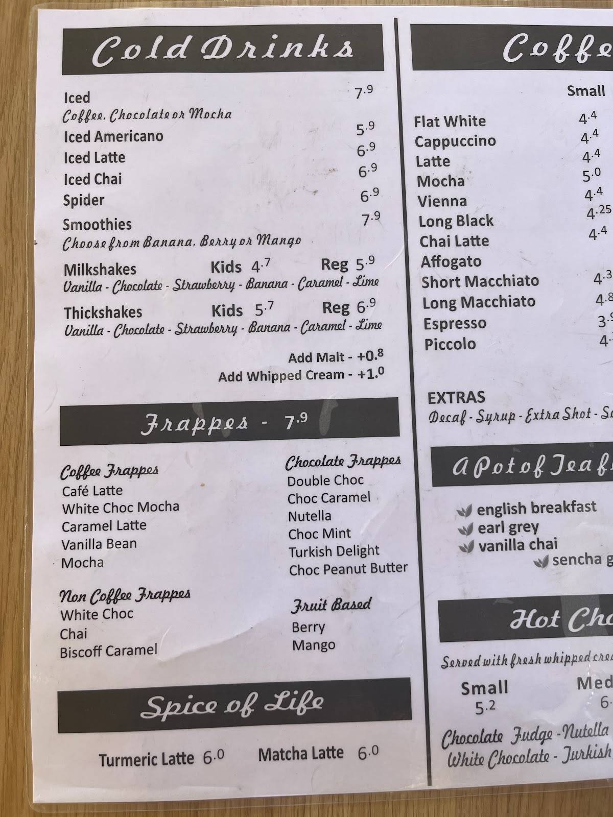 Menu at Flow Cafe Dakabin, Dakabin