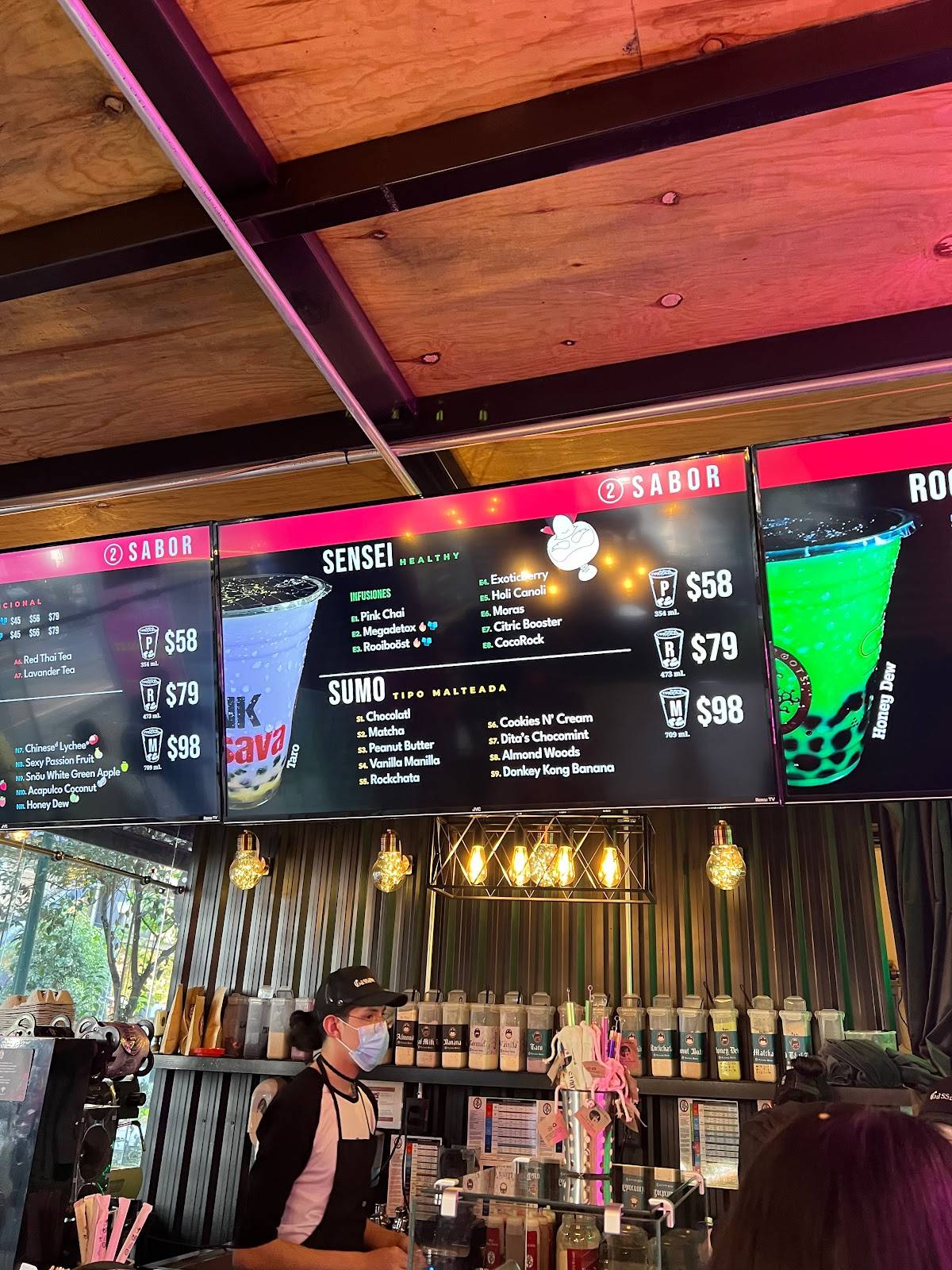 Menu at Cassava Roots Zona Rosa cafe, Mexico City