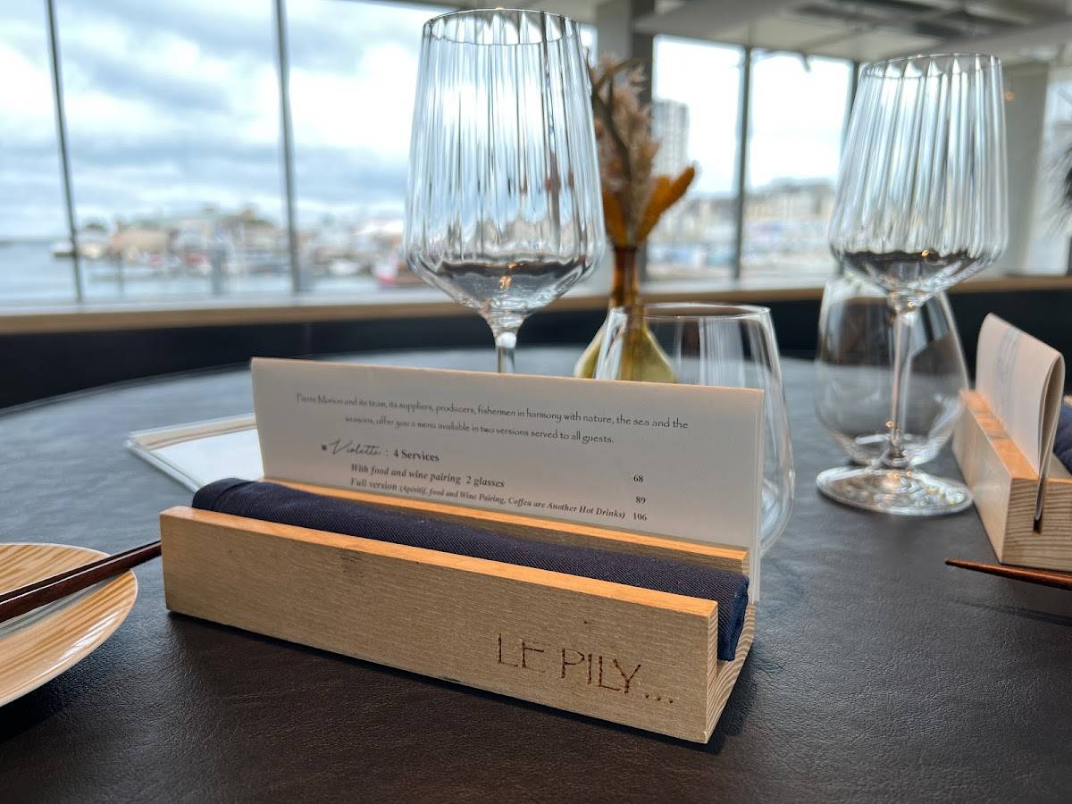 Menu at Le Pily restaurant, Cherbourg