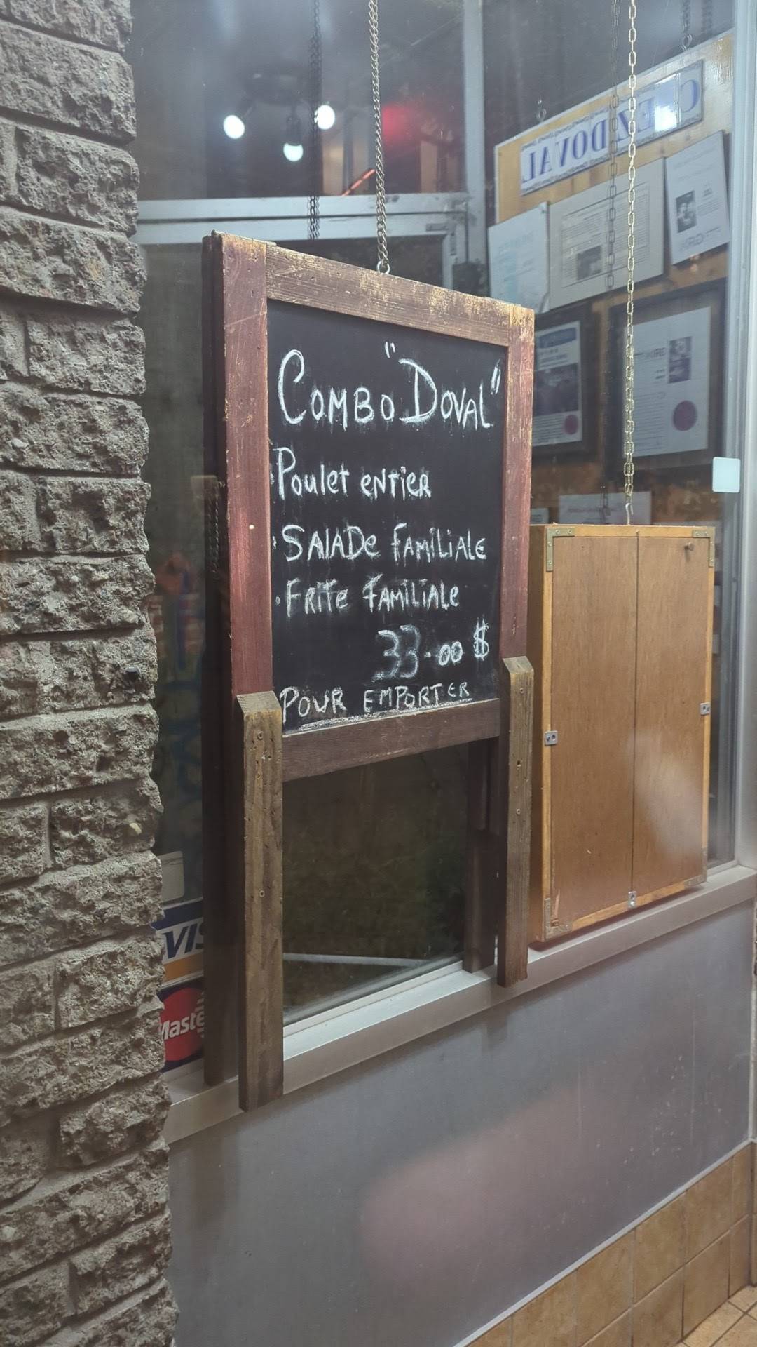 Menu au Chez Doval restaurant, Montréal