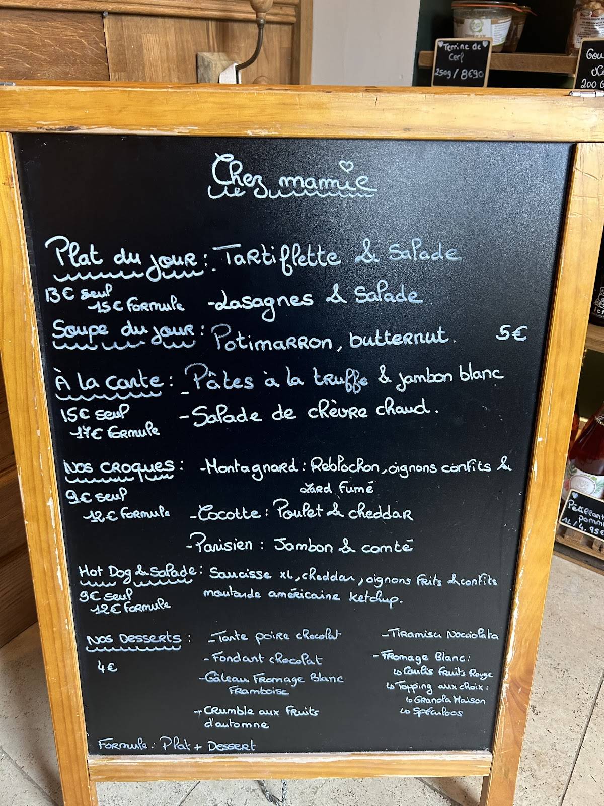 Menu au Chez Mamie restaurant, Nucourt