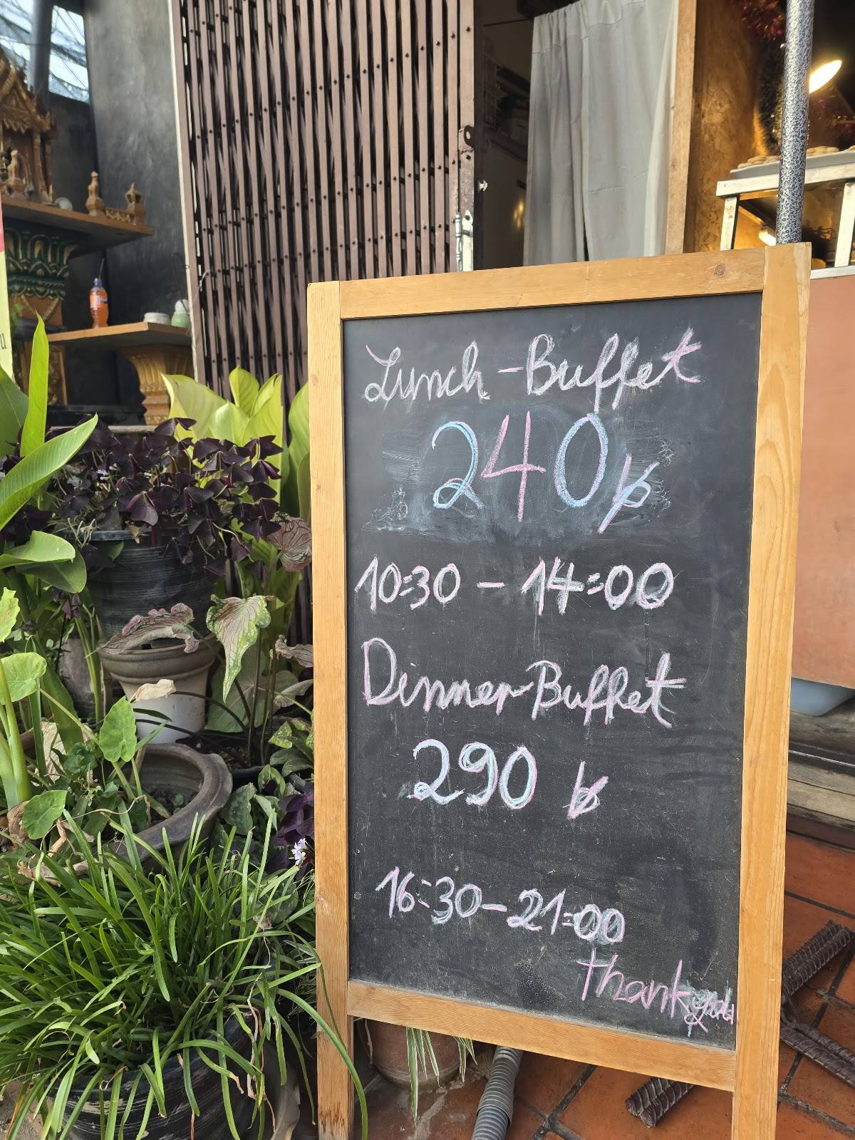 Carta del restaurante Auf der Au Garden Germany buffet, Chiang Mai, 1