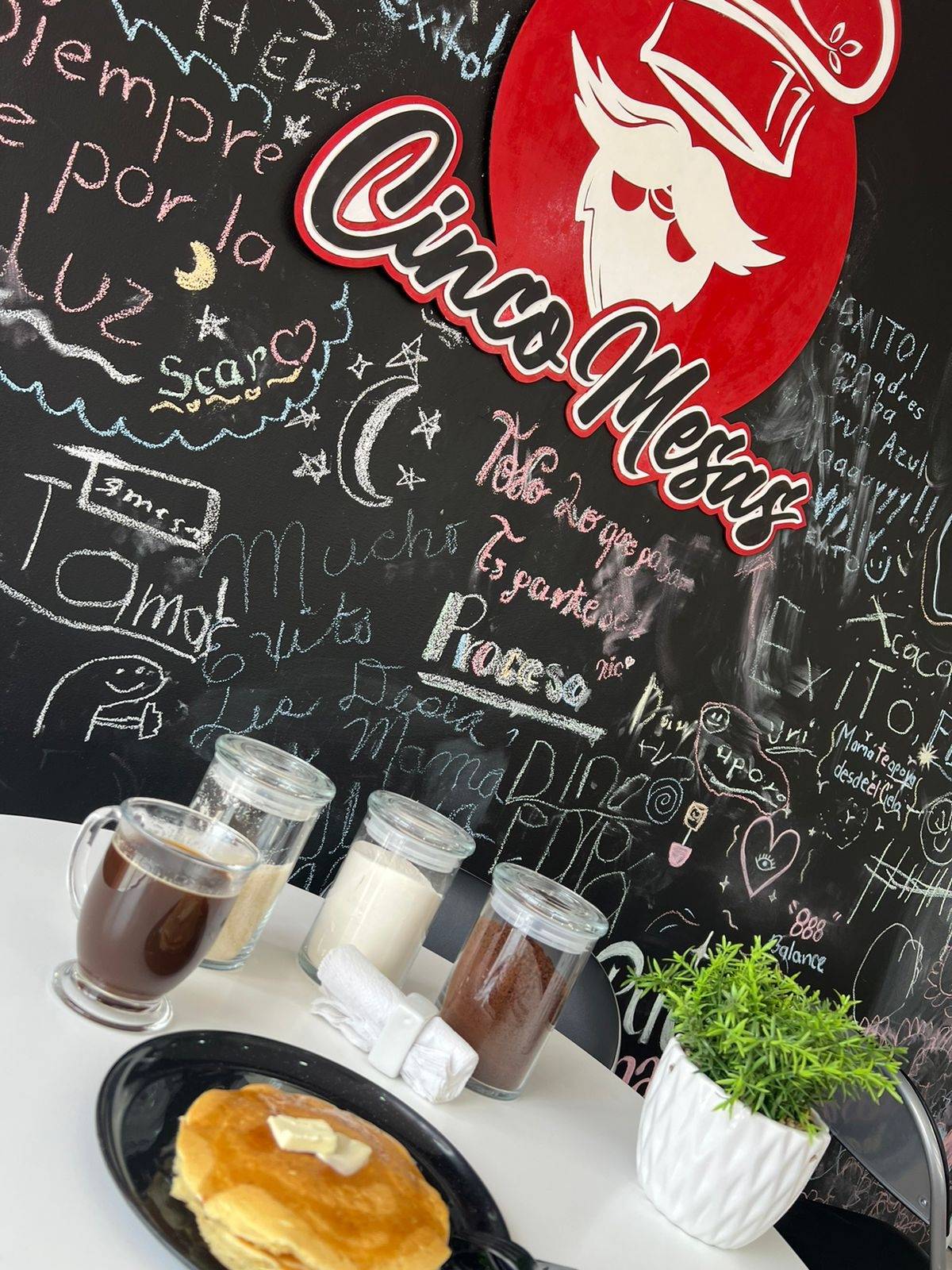 Menu at Cinco Mesas restaurant, Fresnillo