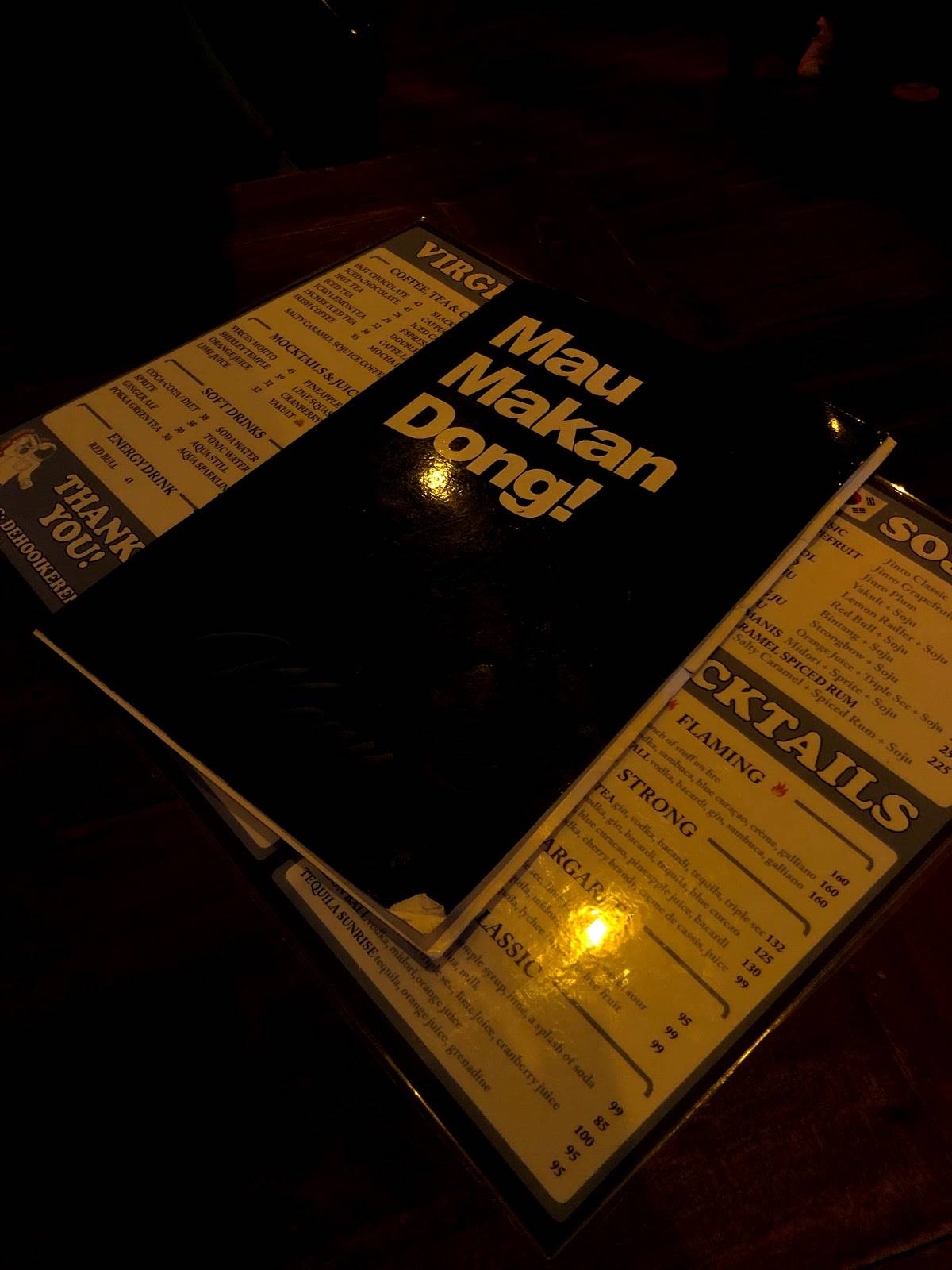 Menu at De Hooi pub & bar, South Jakarta