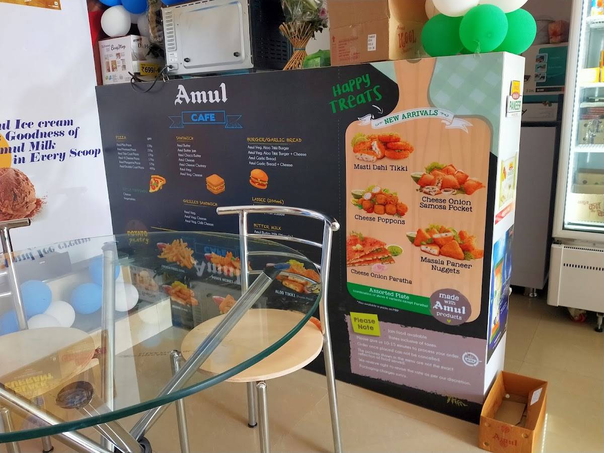Menu at Amul Ice cream parlour, Cafe and Store, Dewas