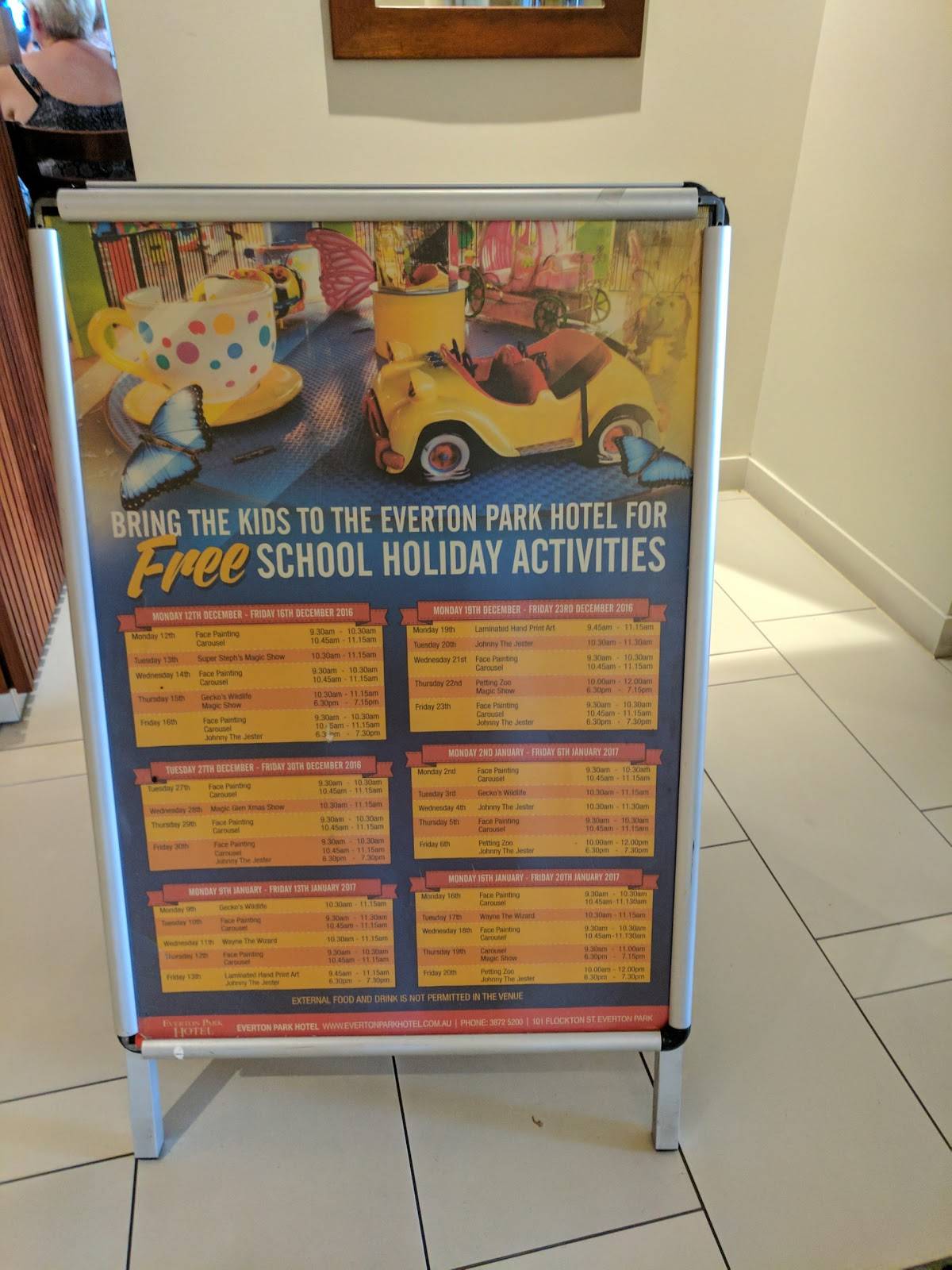 Menu at Everton Park Hotel pub & bar, McDowall