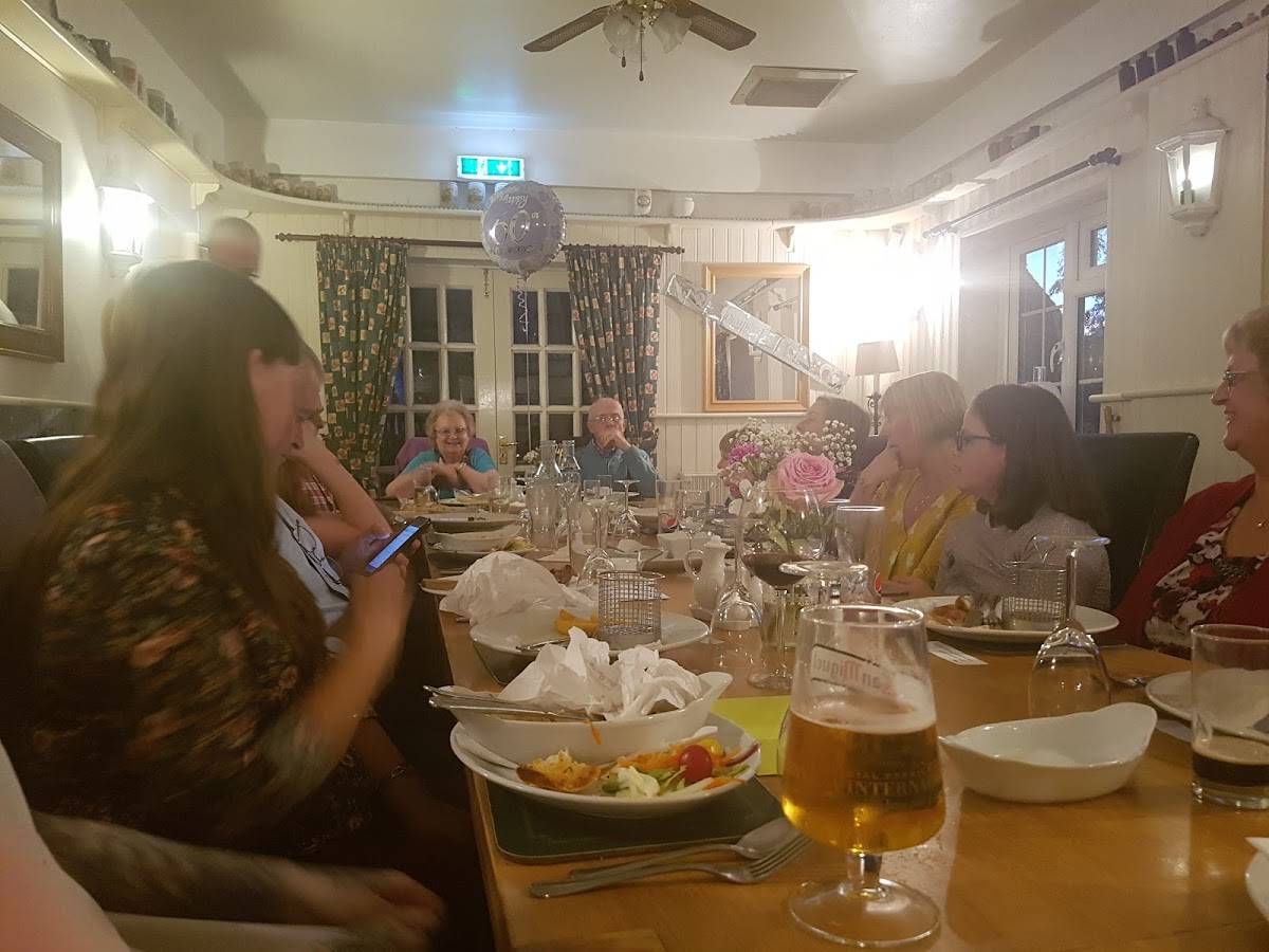 Menu at Farmhouse Inn pub & bar, Trowbridge, Frome Rd