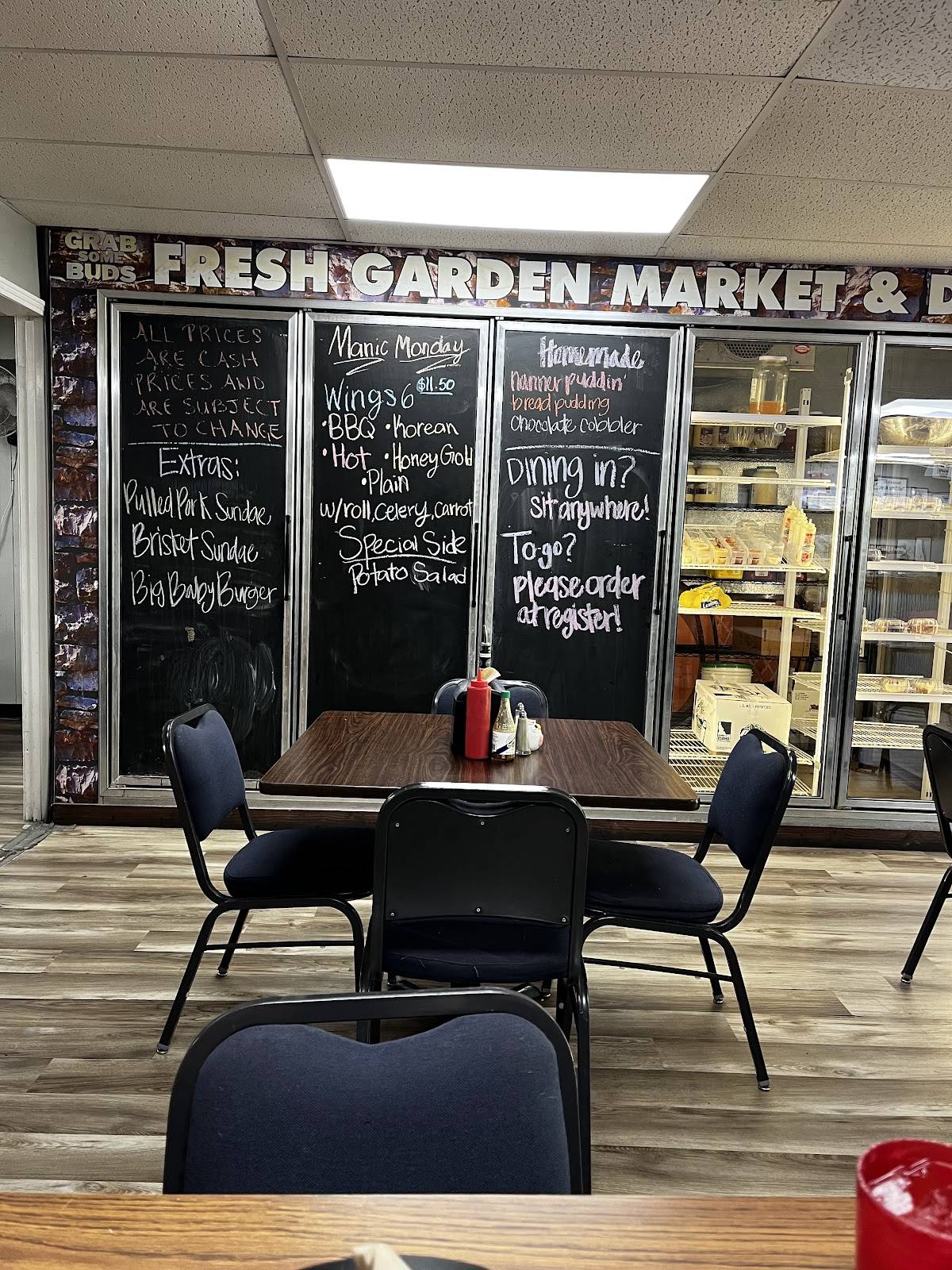 Menu at Fresh Garden Market & Smokehouse BBQ, Senatobia