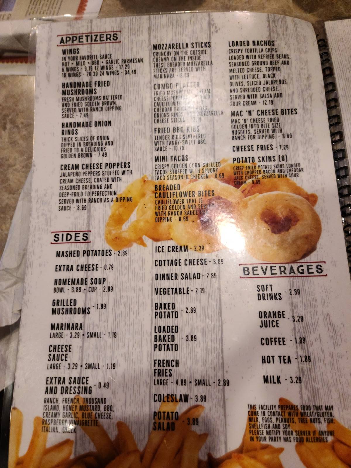 Menu at Halftime Restaurant Pizza and Cocktails, Ottawa