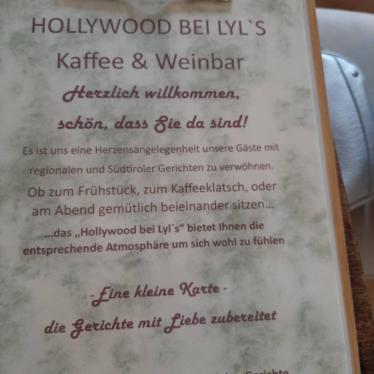Speisekarte von Hollywood bei Lyl's cafe, Nördlingen