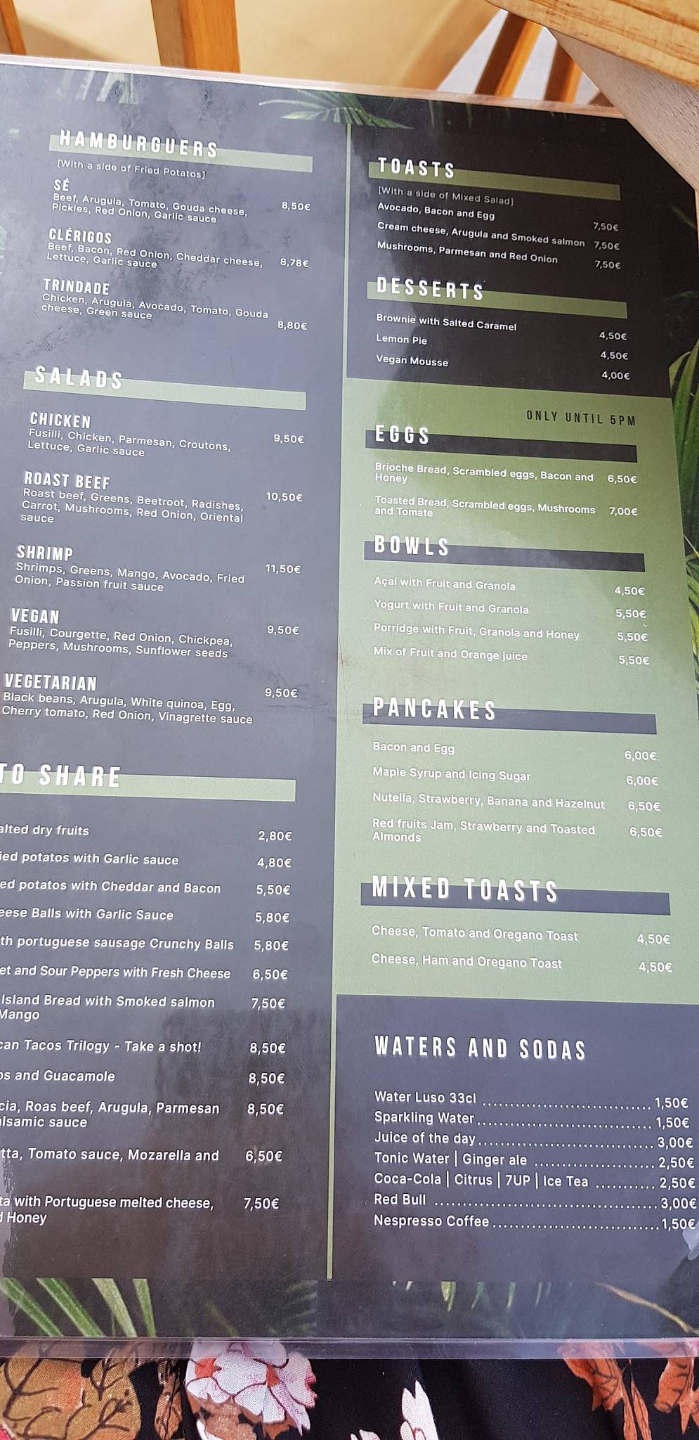 Menu at LIFT Rooftop Via Catarina pub & bar, Porto, Parque estacionamento