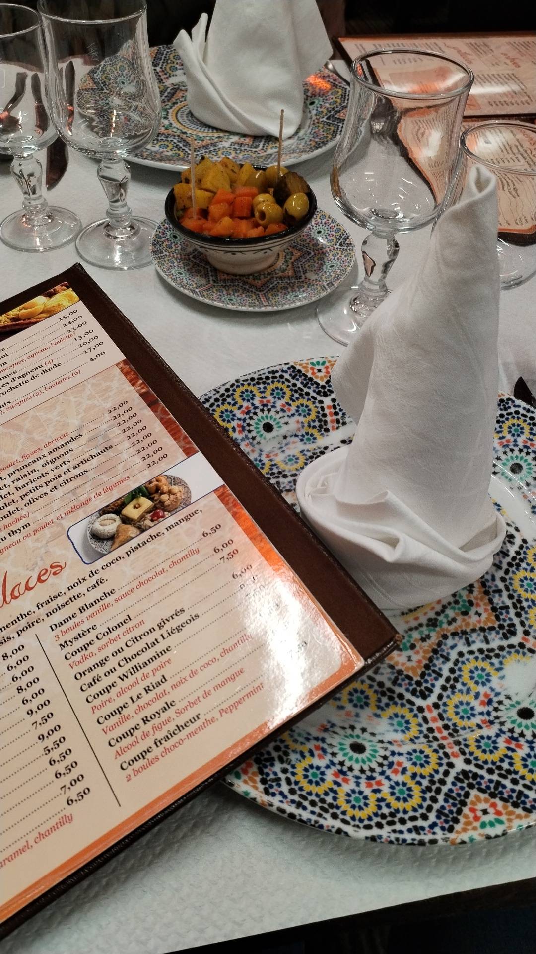 Menu au Le Riad restaurant, Saint-Paterne