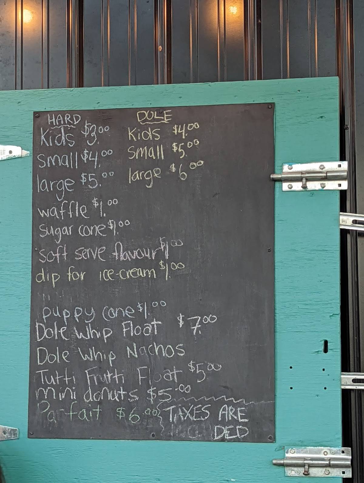 Menu at Lil Bean Ice Cream cafe, Rosthern